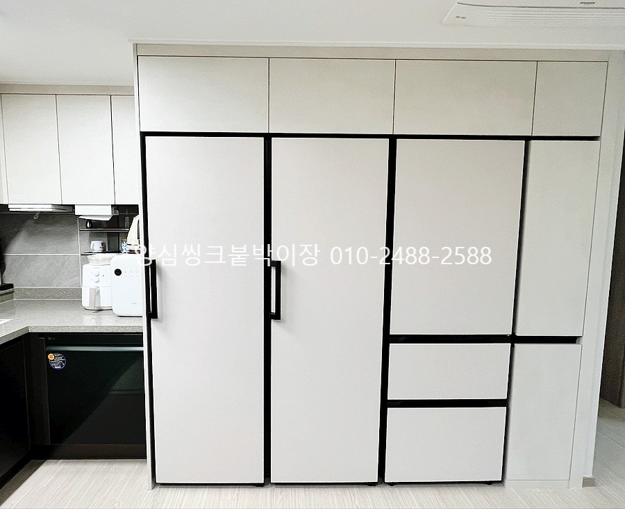 양산냉장고장리폼 양산 브라운스톤 84a 비스포크 1도어 냉장고 2대김치냉장고 설치를 위한 냉장고장수리 양산붙박이장